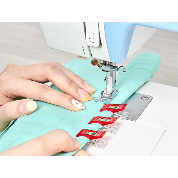 Quilters holding clips